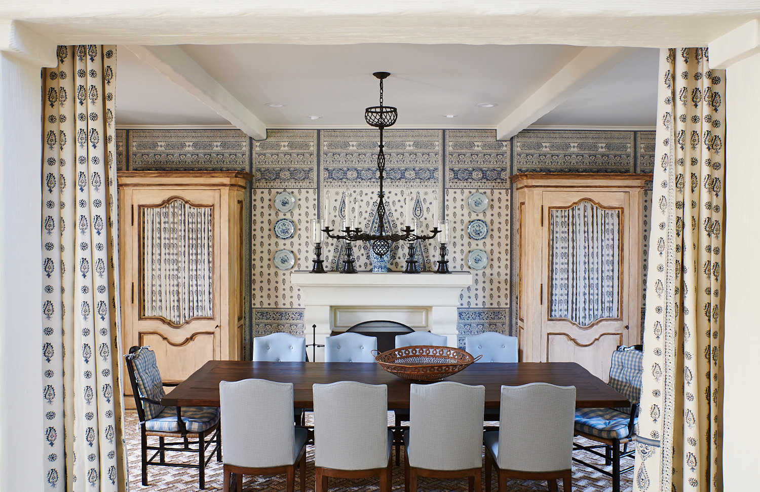 At Home with Interior Designer Mark D. Sikes - Homeworthy
