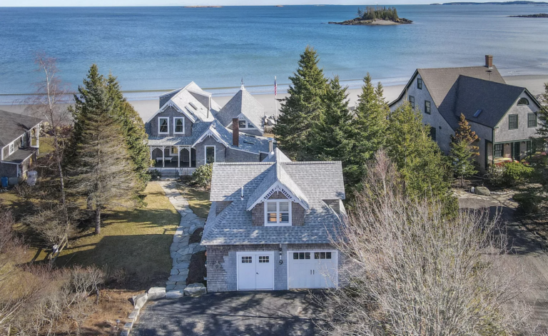 $1.4 Million Beachside Shingled Cottage in Coastal Maine - Homeworthy